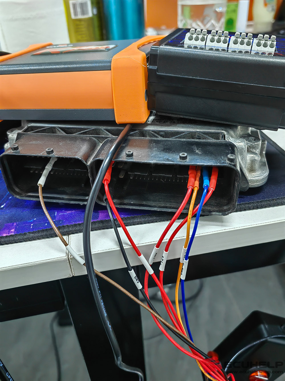 KT200 Vs Fox Flash, Which ECU Programmer Better?