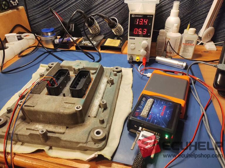 KT200 Volvo Truck ems2.3 Read Write on Bench OK