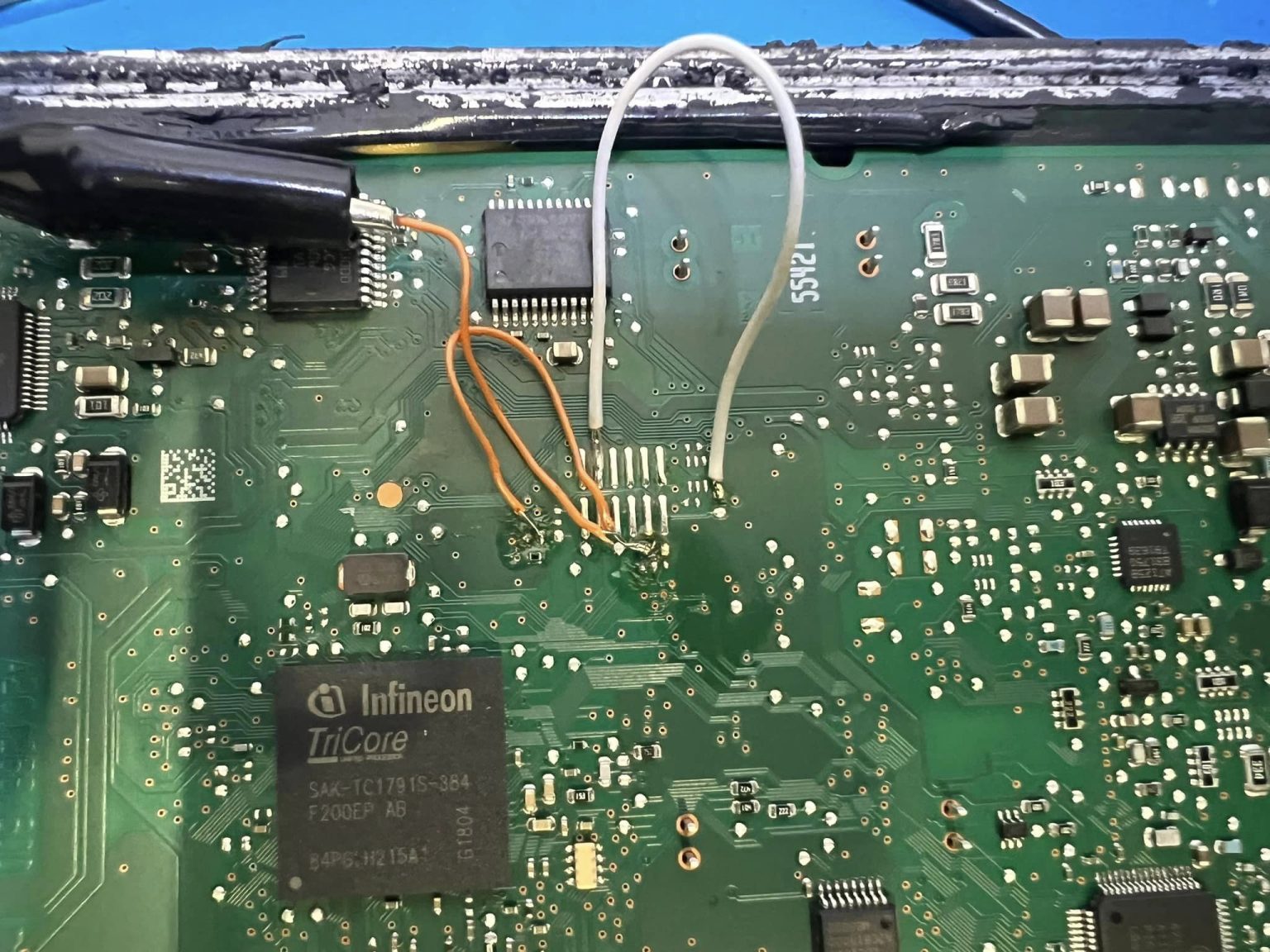 KT200 Read Write Mercedes SID310 Both Bench and Boot Mode
