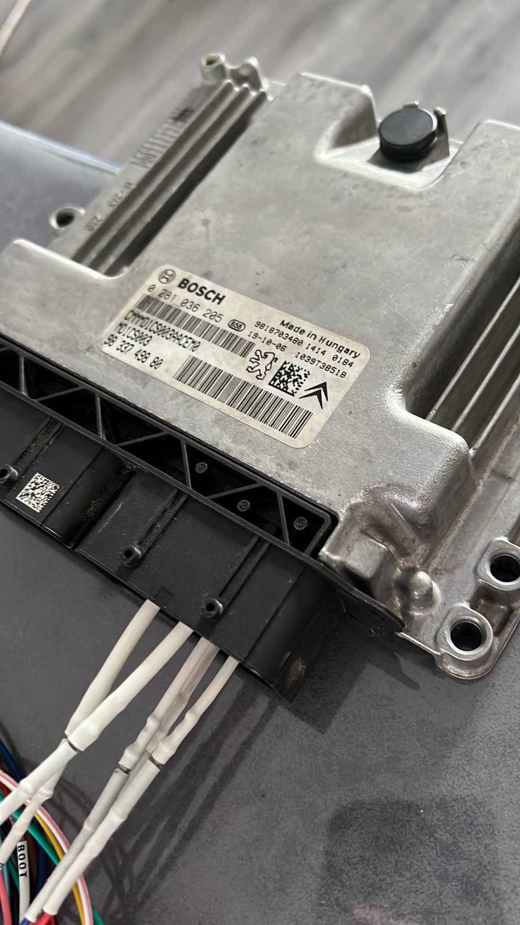 ECUHELP KT200II Read/Write Peugeot MD1CS003 2019 on Bench